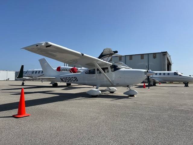 Cessna 182 Skylane BRAND NEW - aircraft for sale in Fort Pierce, FL 6952465